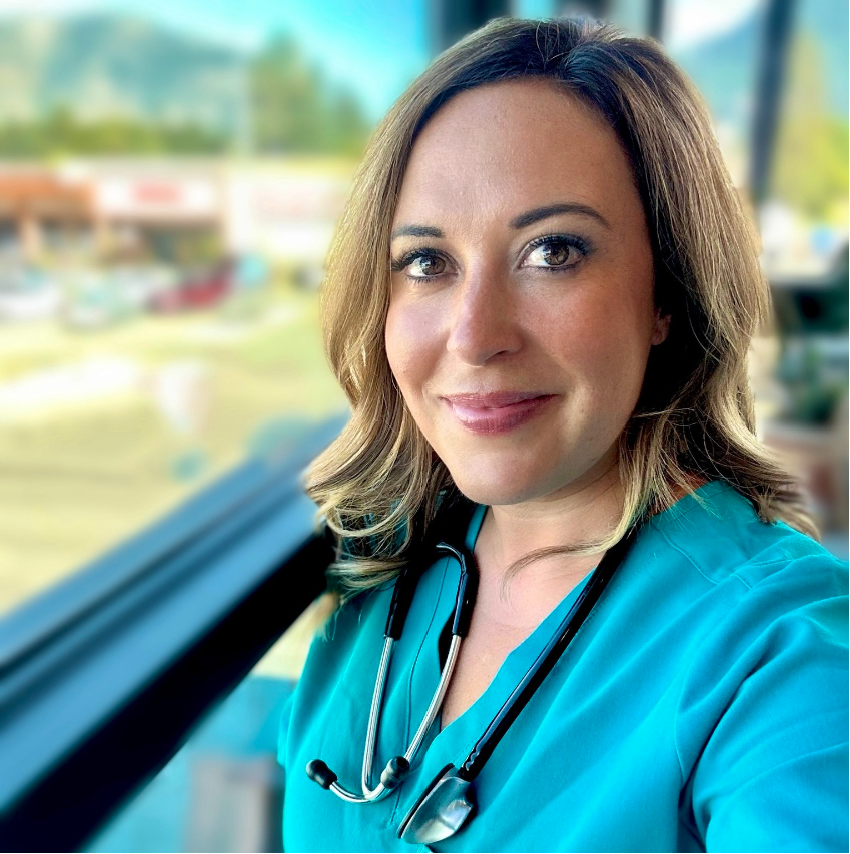 Dating On The Go as a Healthcare Traveler: Live Chat